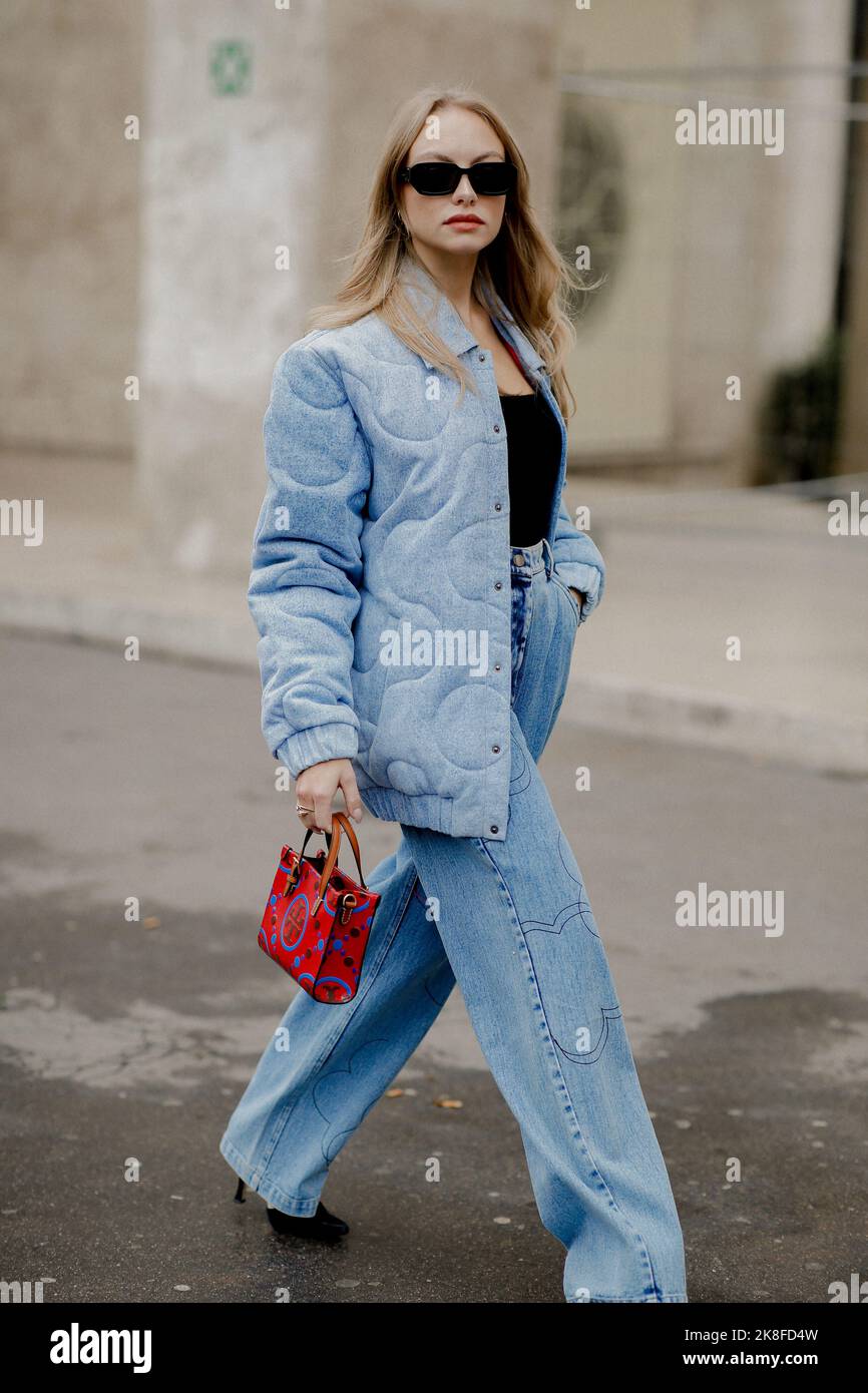 Street style, Anouchka Gauthier arriving at Ester Manas Spring Summer ...