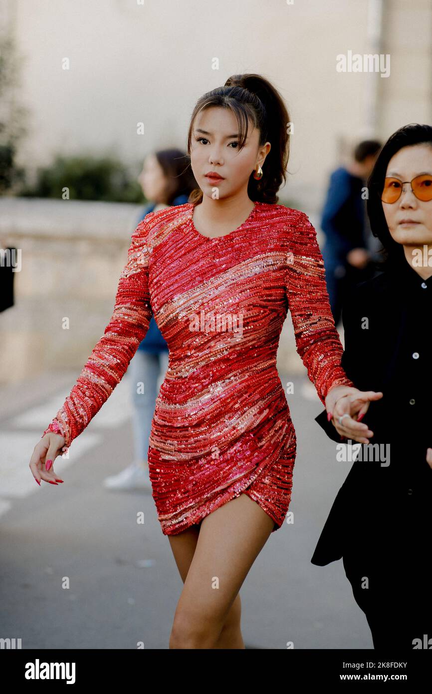 Street style, Talia Wang arriving at Elie Saab Spring Summer 2023 show ...