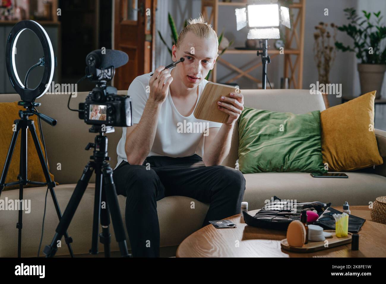 Beauty influencer male hi-res stock photography and images - Alamy