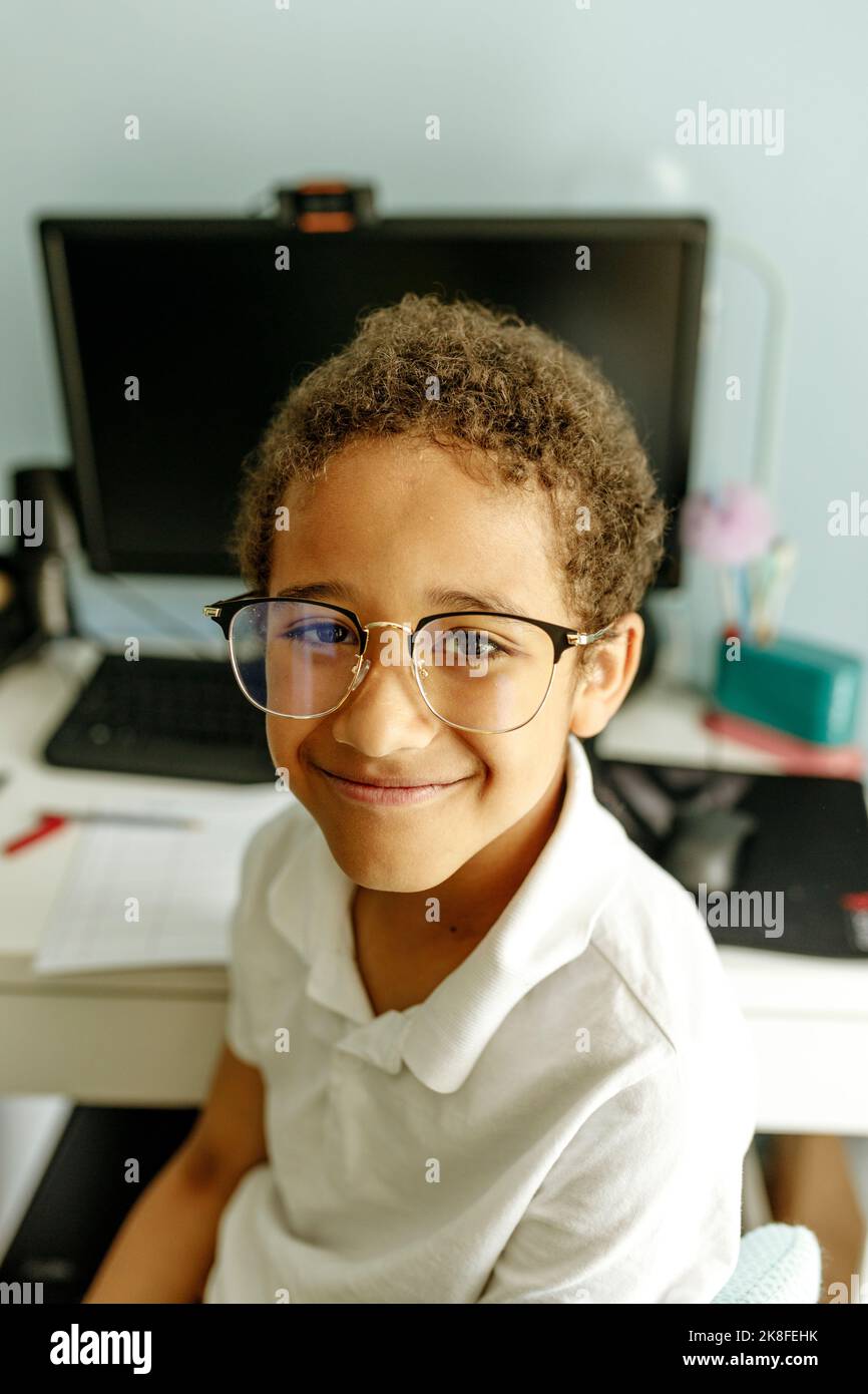 Boy with desktop computer hi-res stock photography and images - Alamy