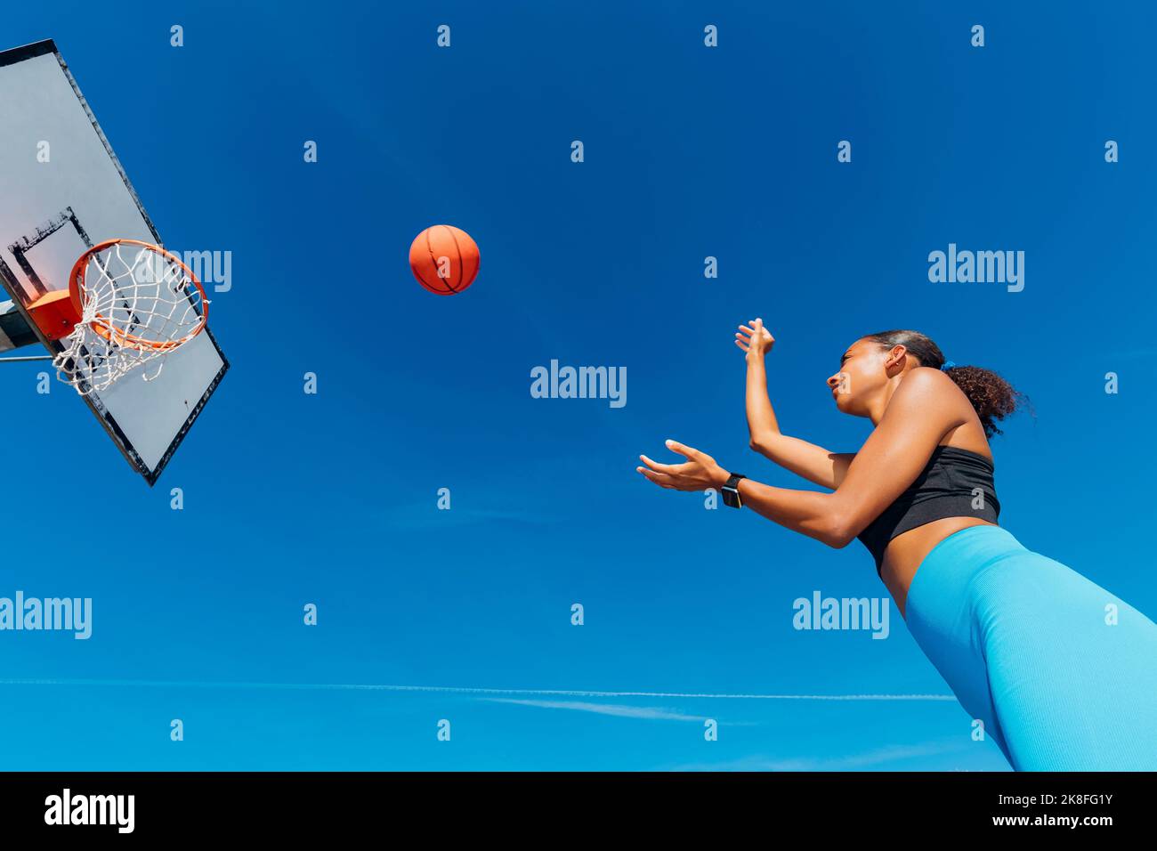 Throwing the hoop hi-res stock photography and images - Alamy