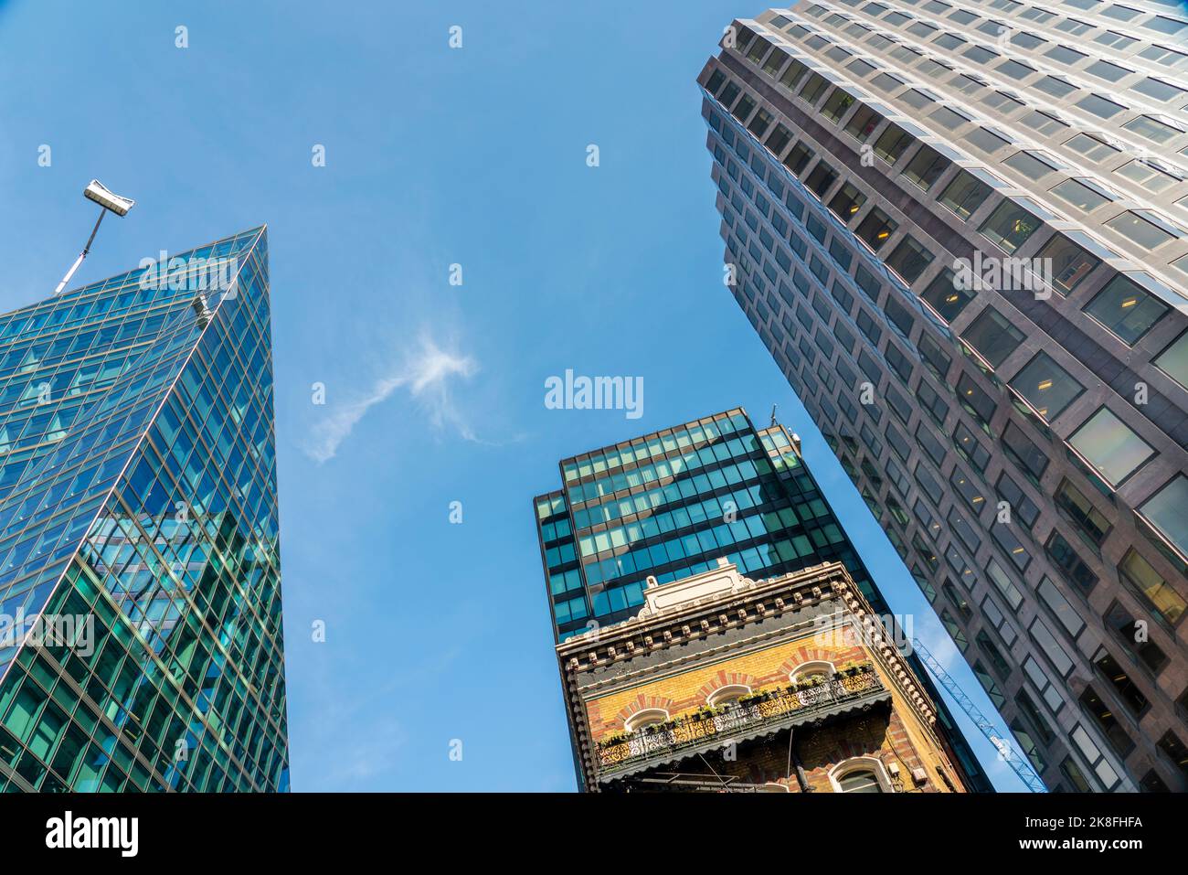 Modern skyscrapers queen victoria street hi-res stock photography and ...