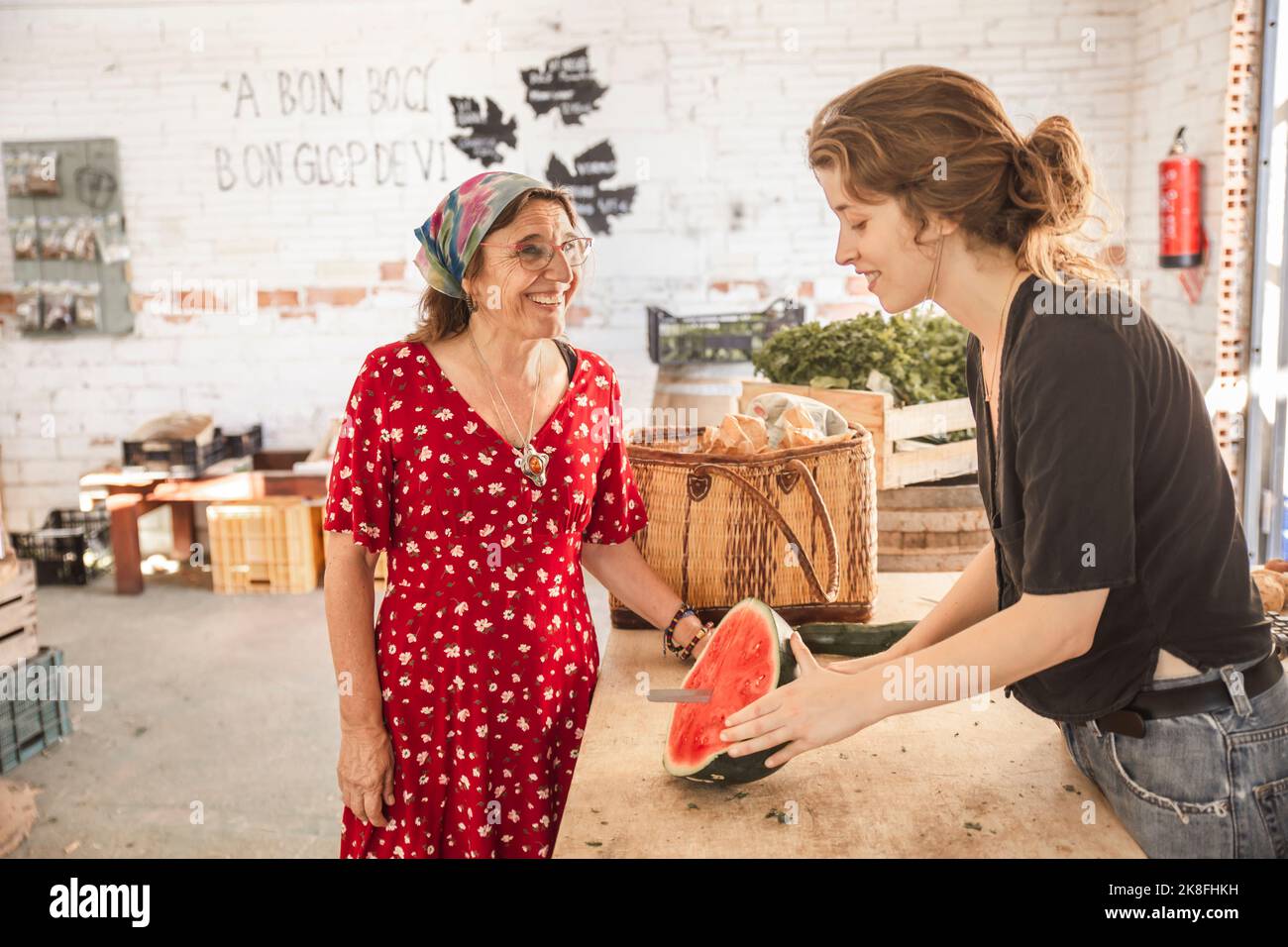 Happy customer in grocery store hi-res stock photography and images - Alamy