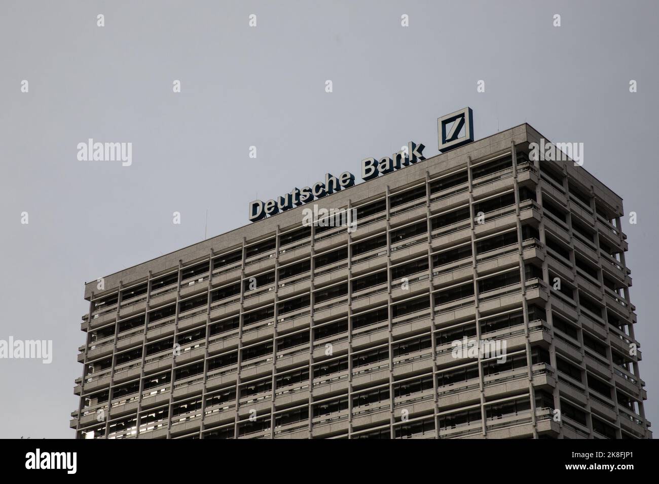 Berlin deutsche bank building hi-res stock photography and images - Alamy
