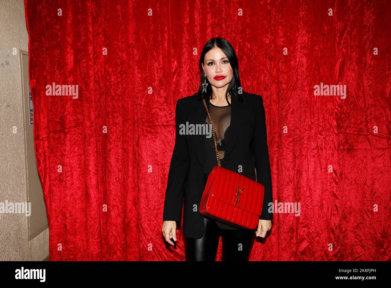 Djamila Rowe auf der 25. Venus Berlin 2022 in den Messehallen unter dem ...