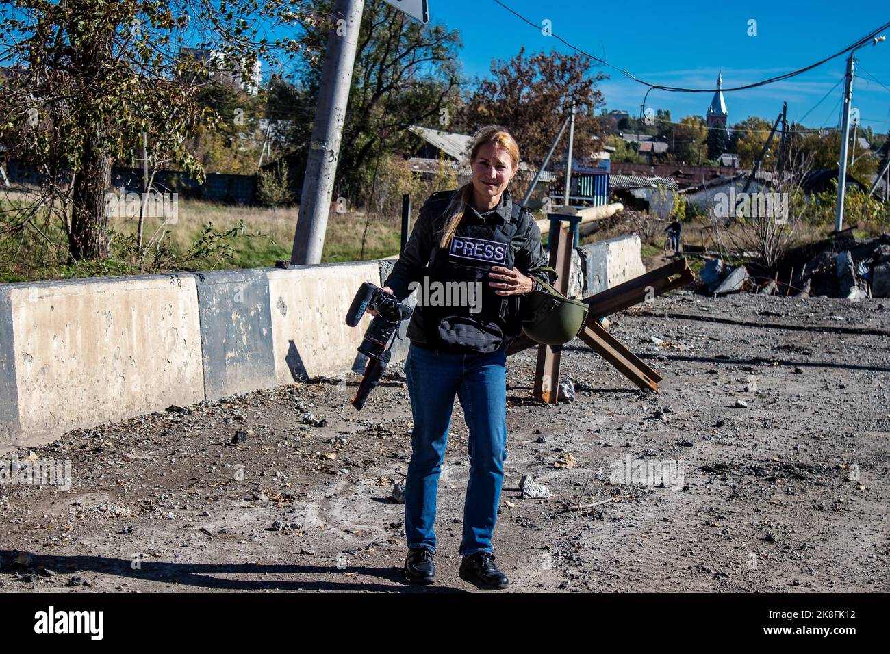 Portrait of Lenka Klicperova, this outstanding journalist and ...