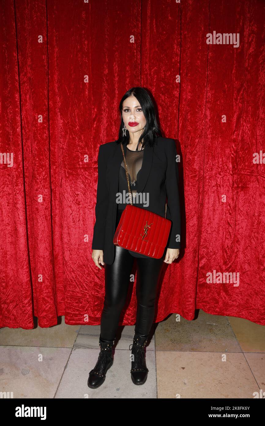 Djamila Rowe auf der 25. Venus Berlin 2022 in den Messehallen unter dem ...