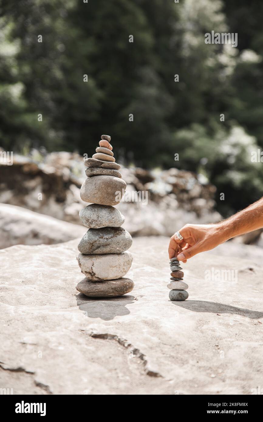 Stacking stones hi-res stock photography and images - Alamy
