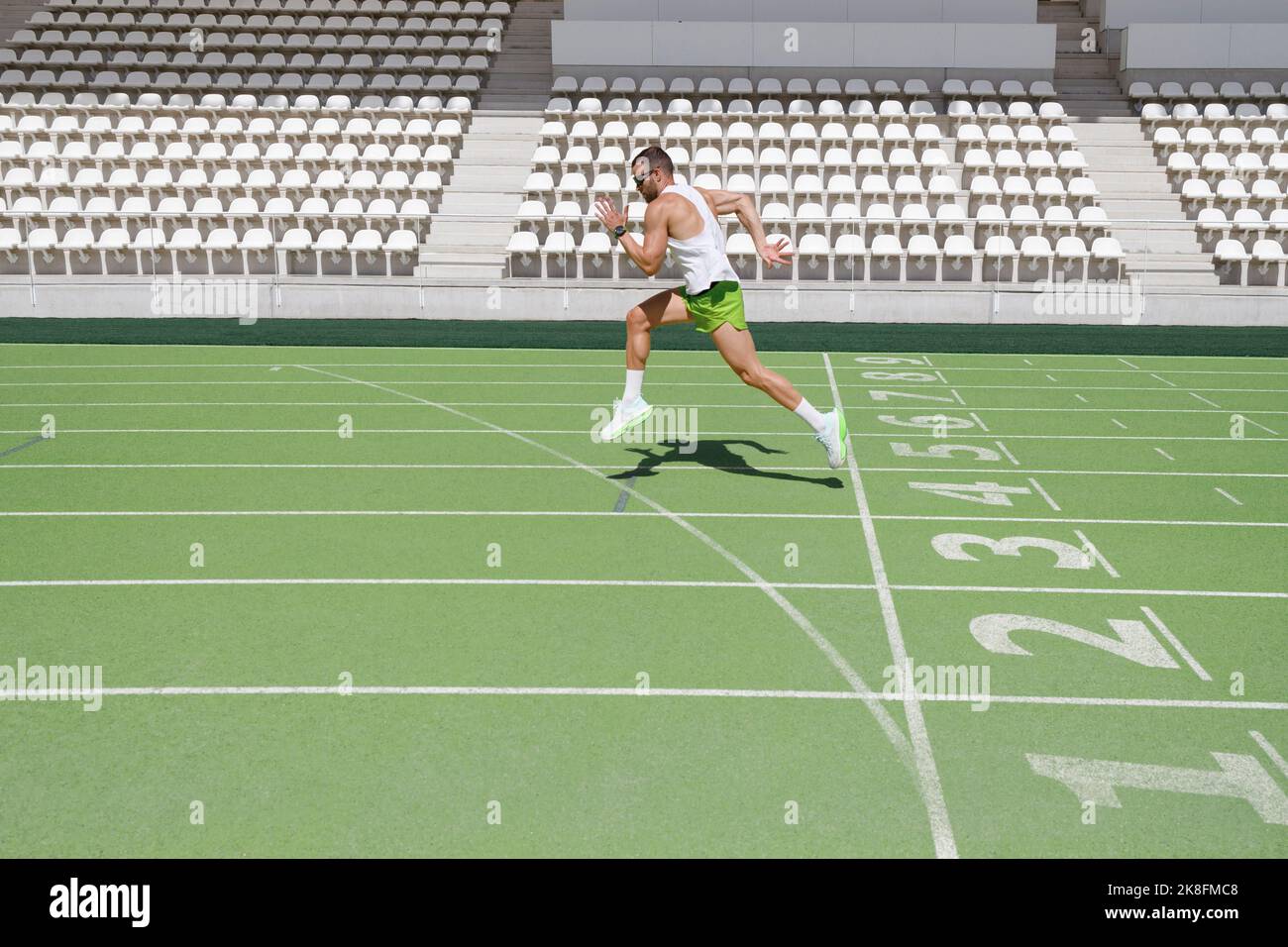 Athlete with chair hi-res stock photography and images - Alamy