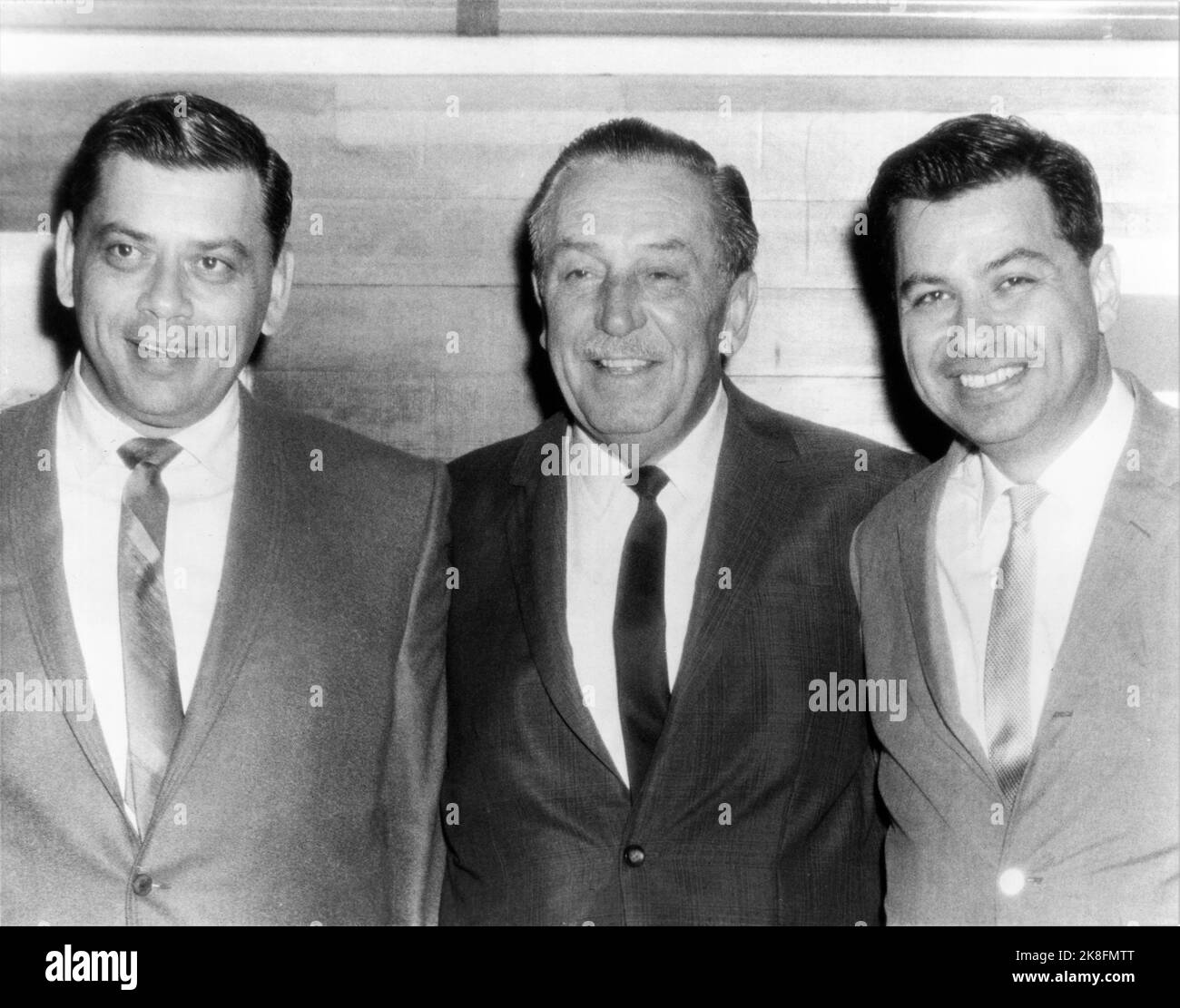 Mary poppins 1964 hi-res stock photography and images - Alamy