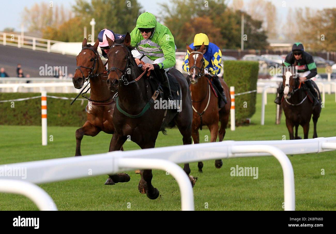 Kinondo kwetu racecourse hi-res stock photography and images - Alamy