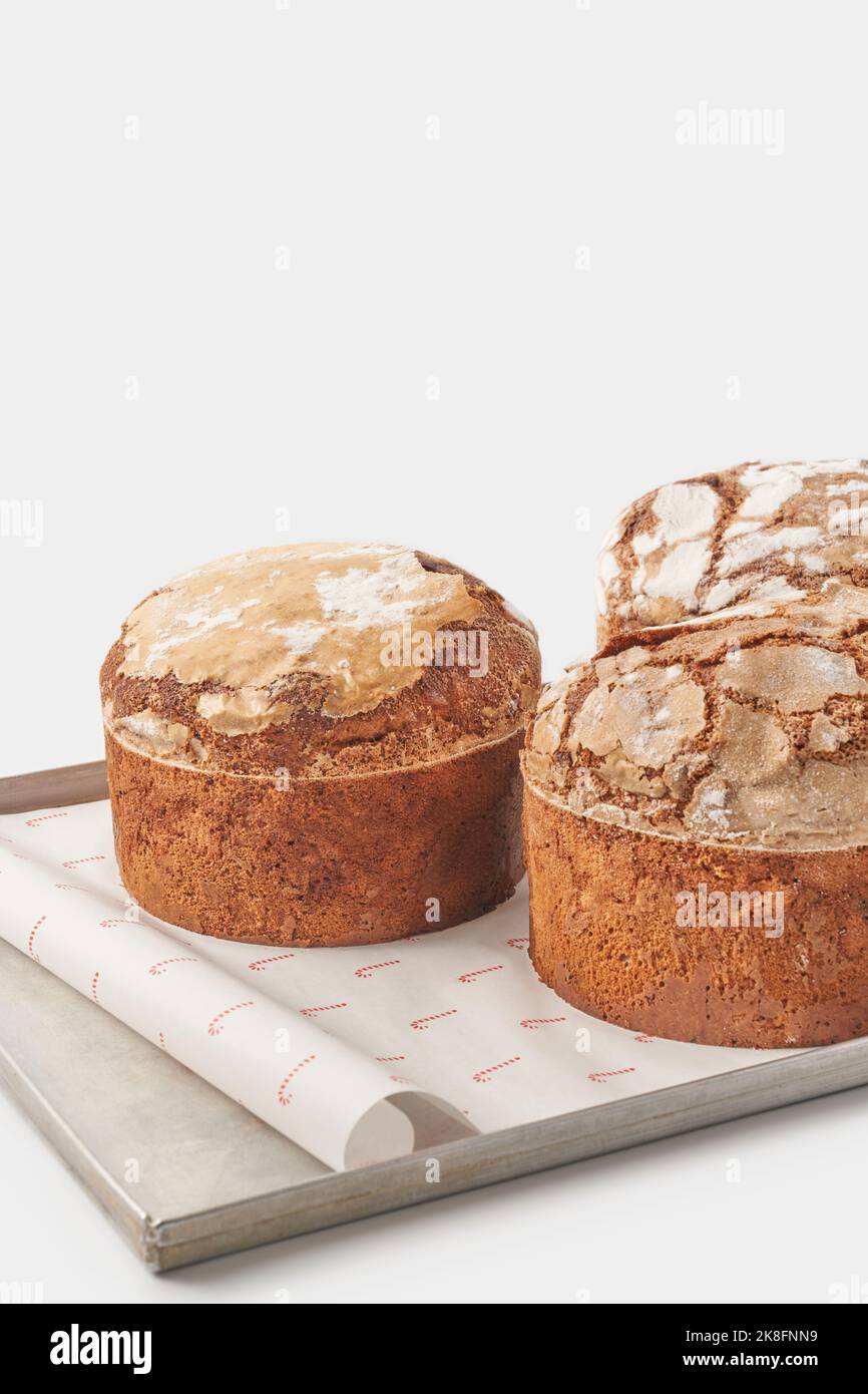 Freshly baked panettone cakes hi-res stock photography and images - Alamy