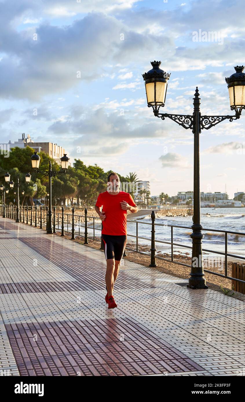 Man jogging sports hi-res stock photography and images - Alamy