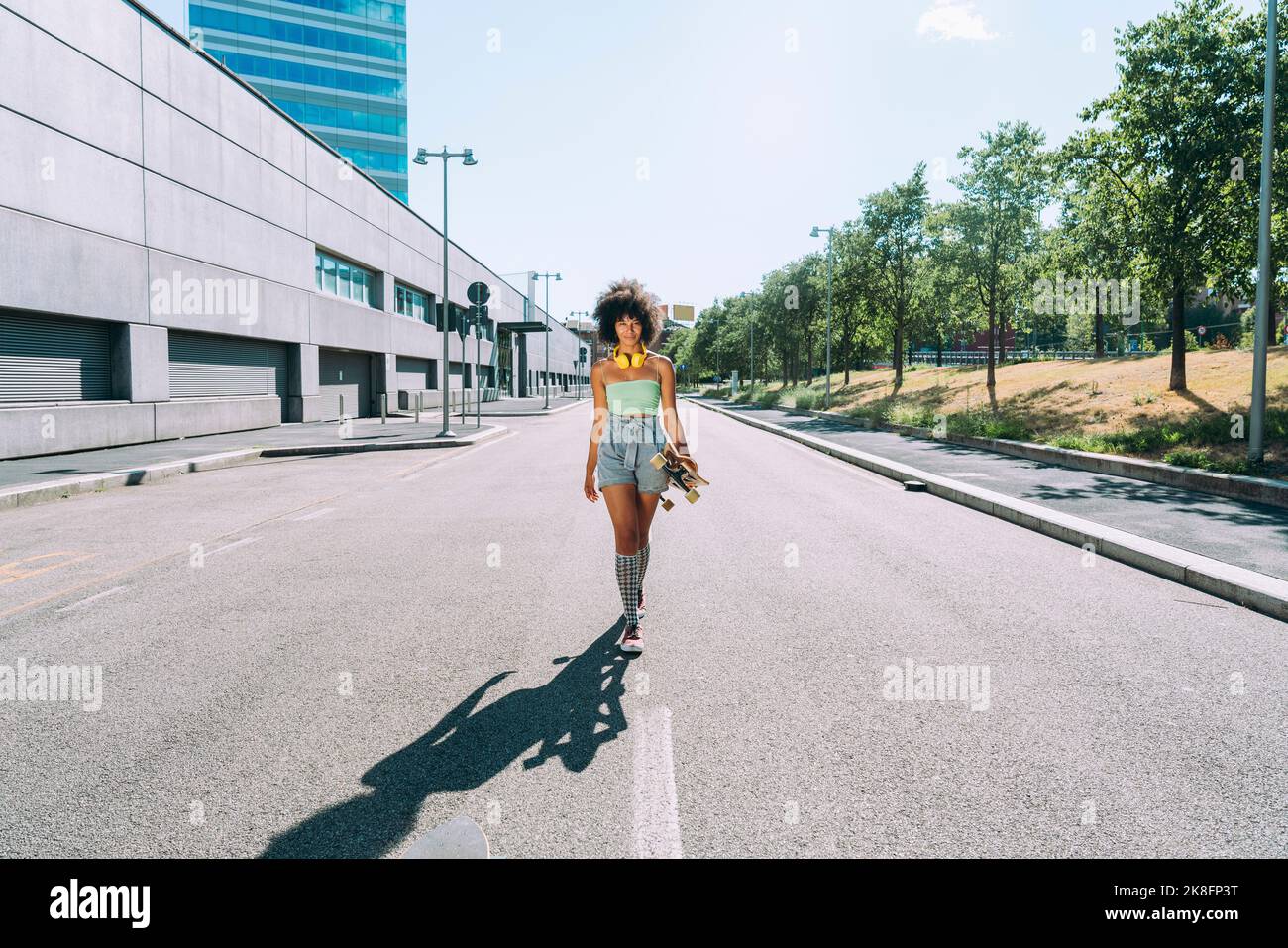 Women walking dancing style hi-res stock photography and images - Alamy