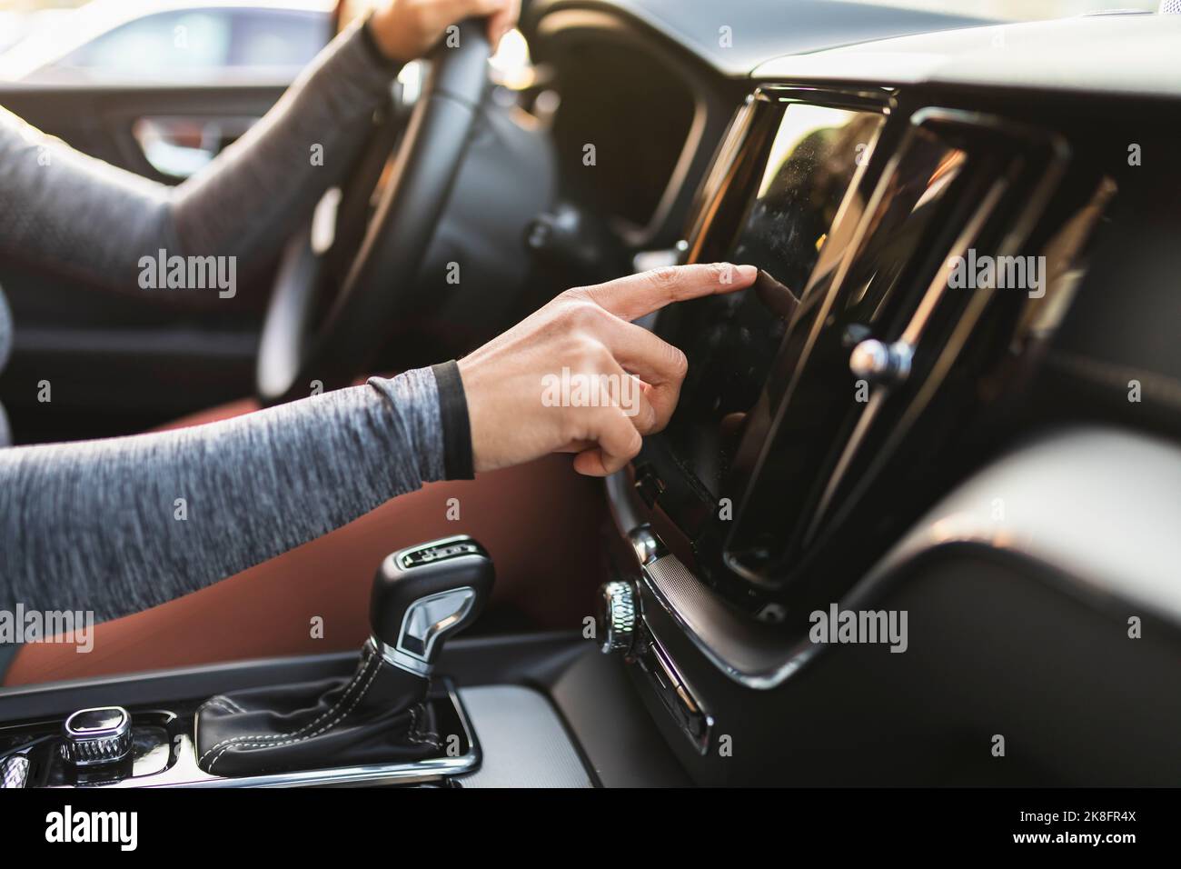 Car checking hi-res stock photography and images - Alamy