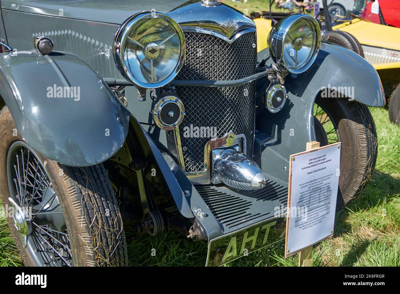 6 cars hi-res stock photography and images - Alamy