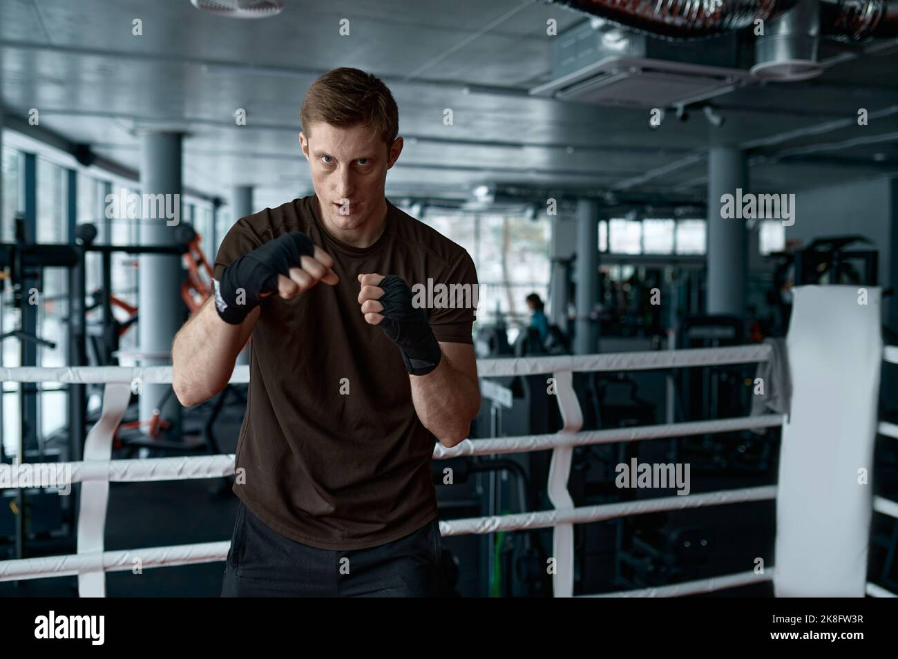 Confidence man boxer do sport training boxing exercise Stock Photo - Alamy