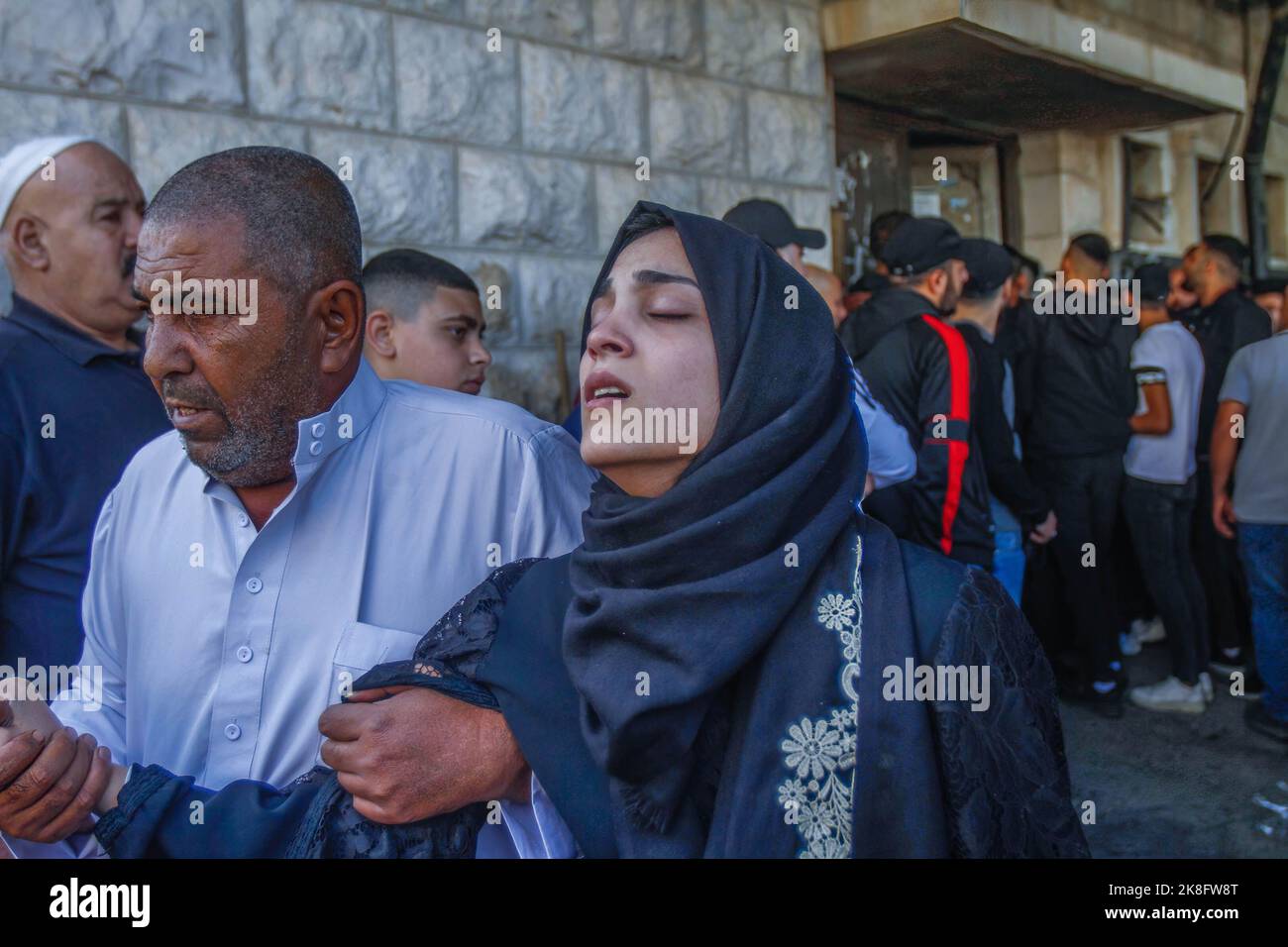 Nablus Palestine 23rd Oct 2022 Relatives Mourn During The Funeral