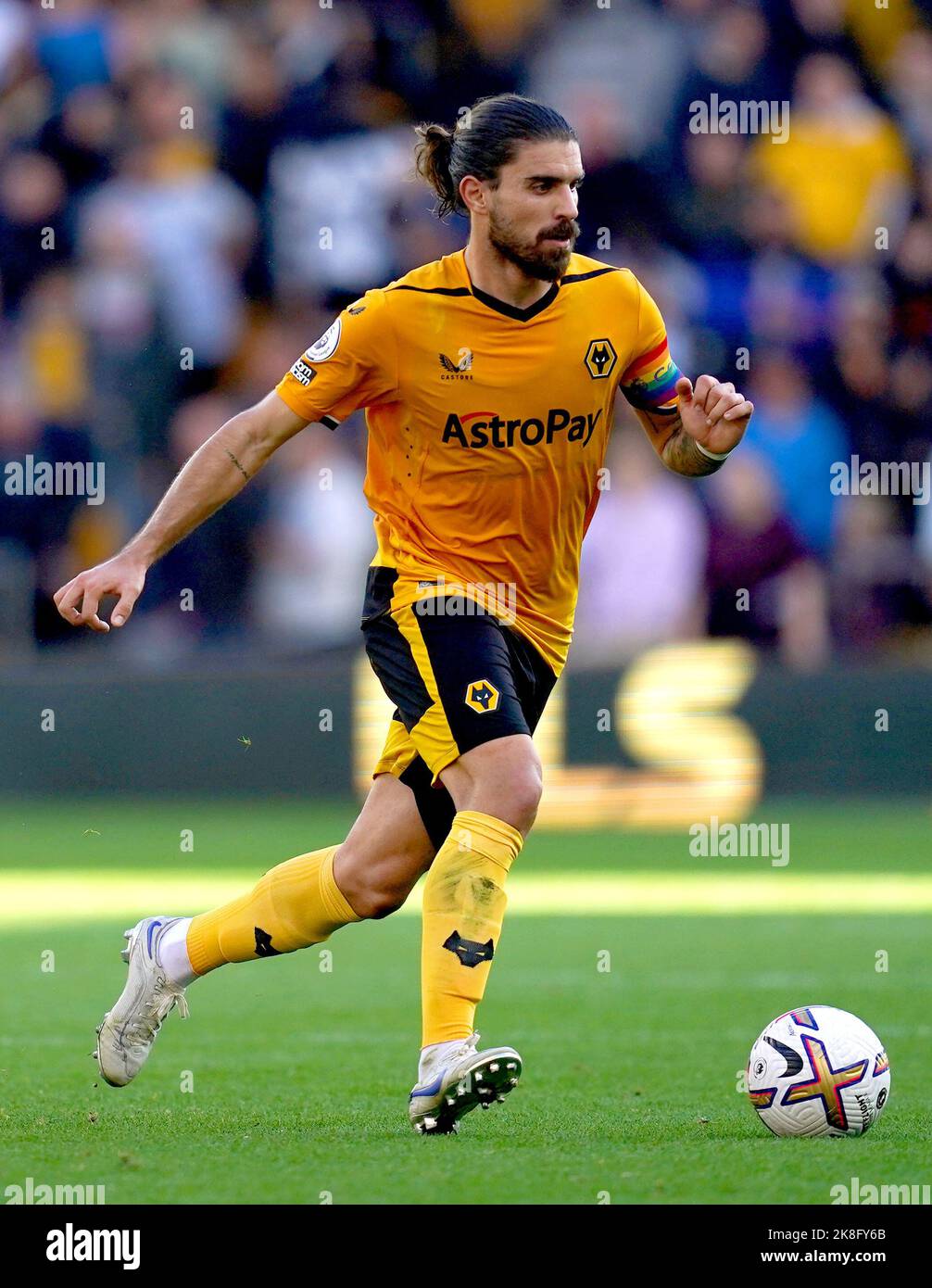 Ruben neves wolves 2022 23 hi-res stock photography and images - Alamy