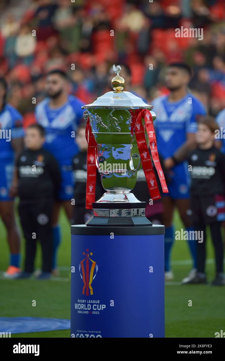 Nrl trophy hi-res stock photography and images - Alamy