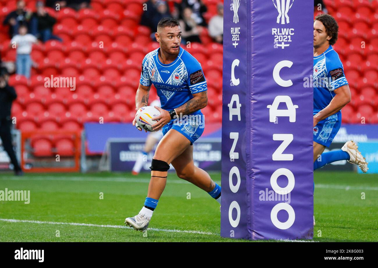 Samoa's Danny Lavi scores a try during the Rugby League World Cup group ...