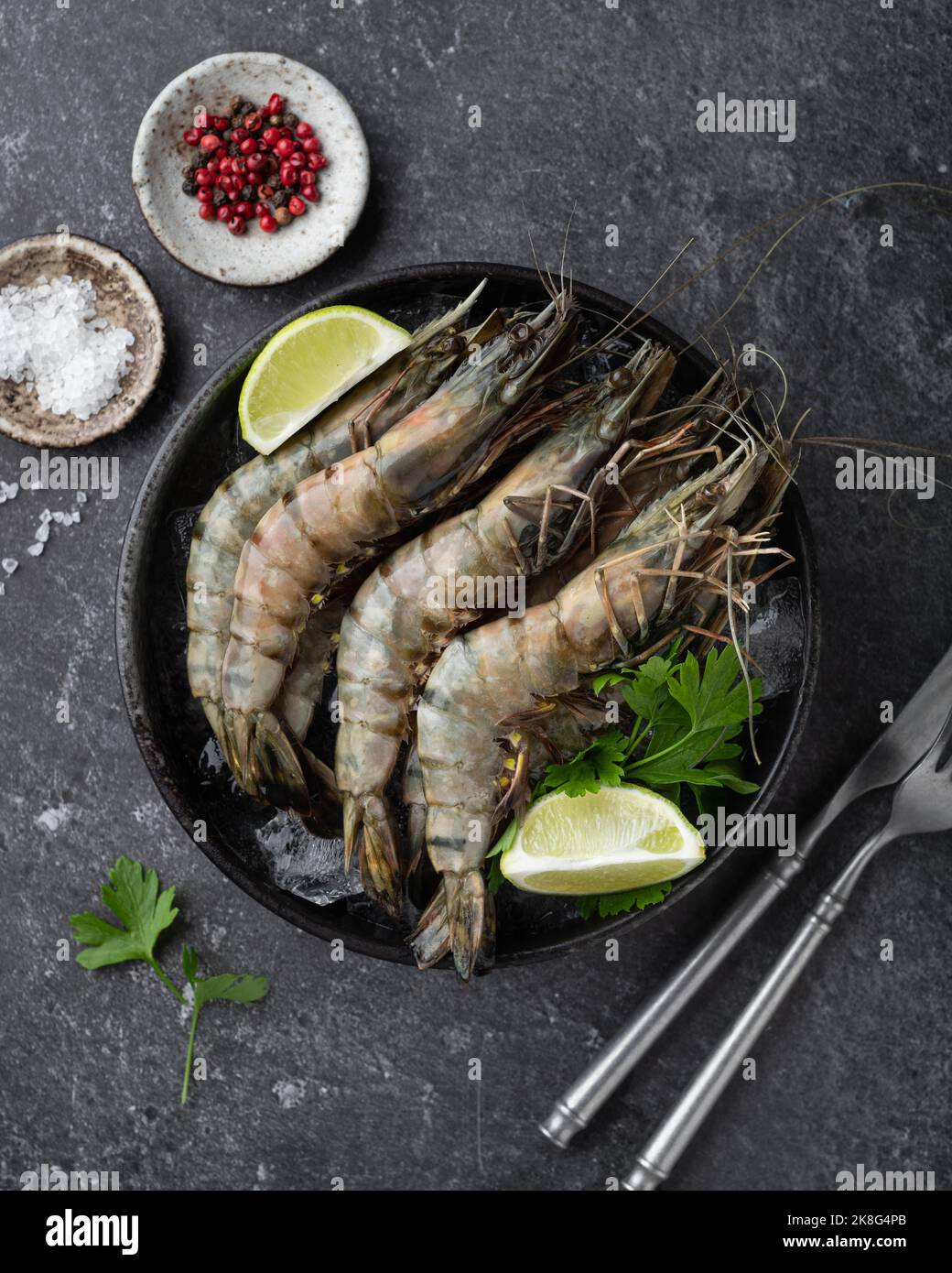 raw black tiger prawns on ice Stock Photo - Alamy