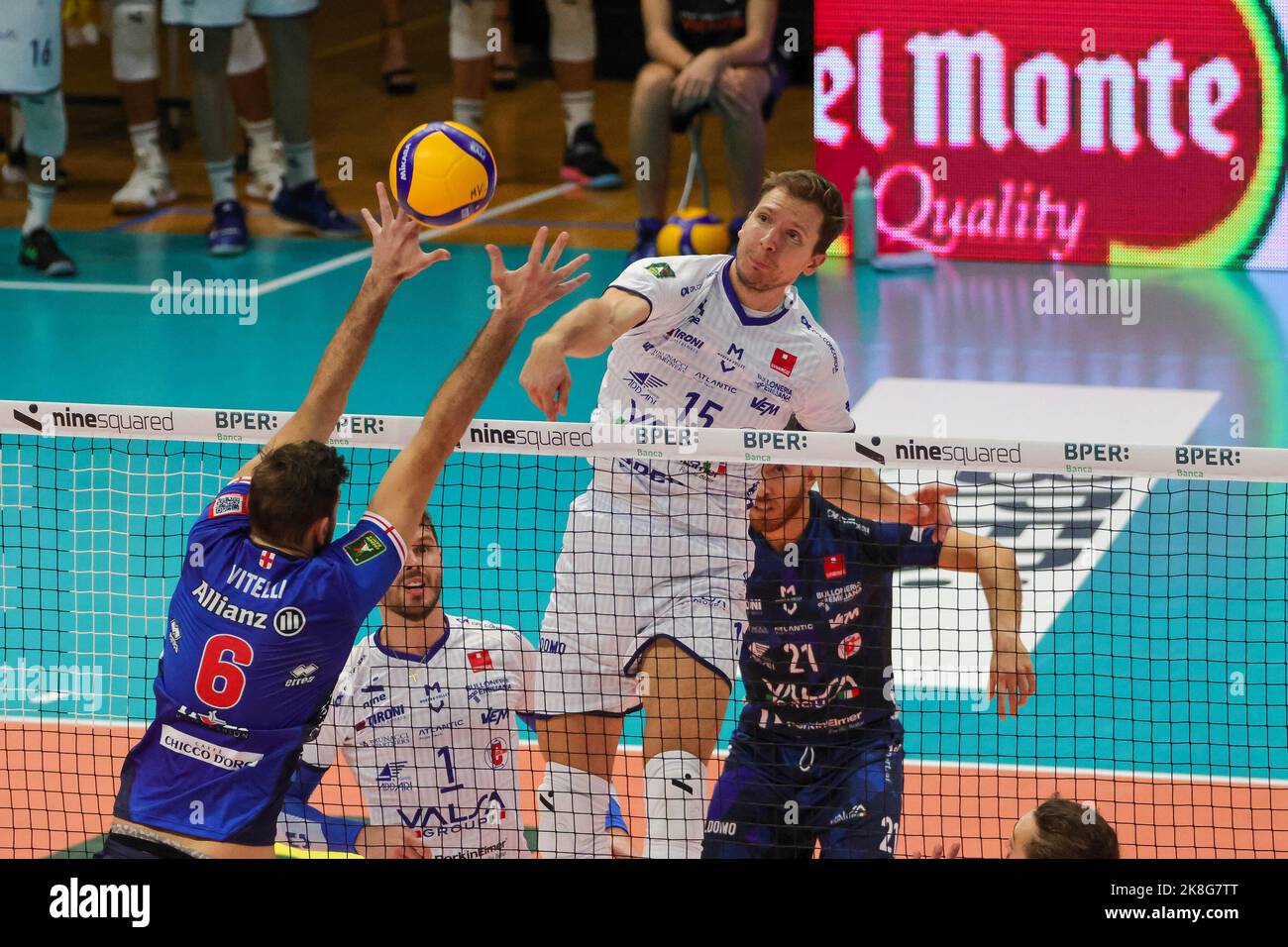 Elia Bossi (Valsa Group Modena), Marco Vitelli (Allianza Milano) during ...