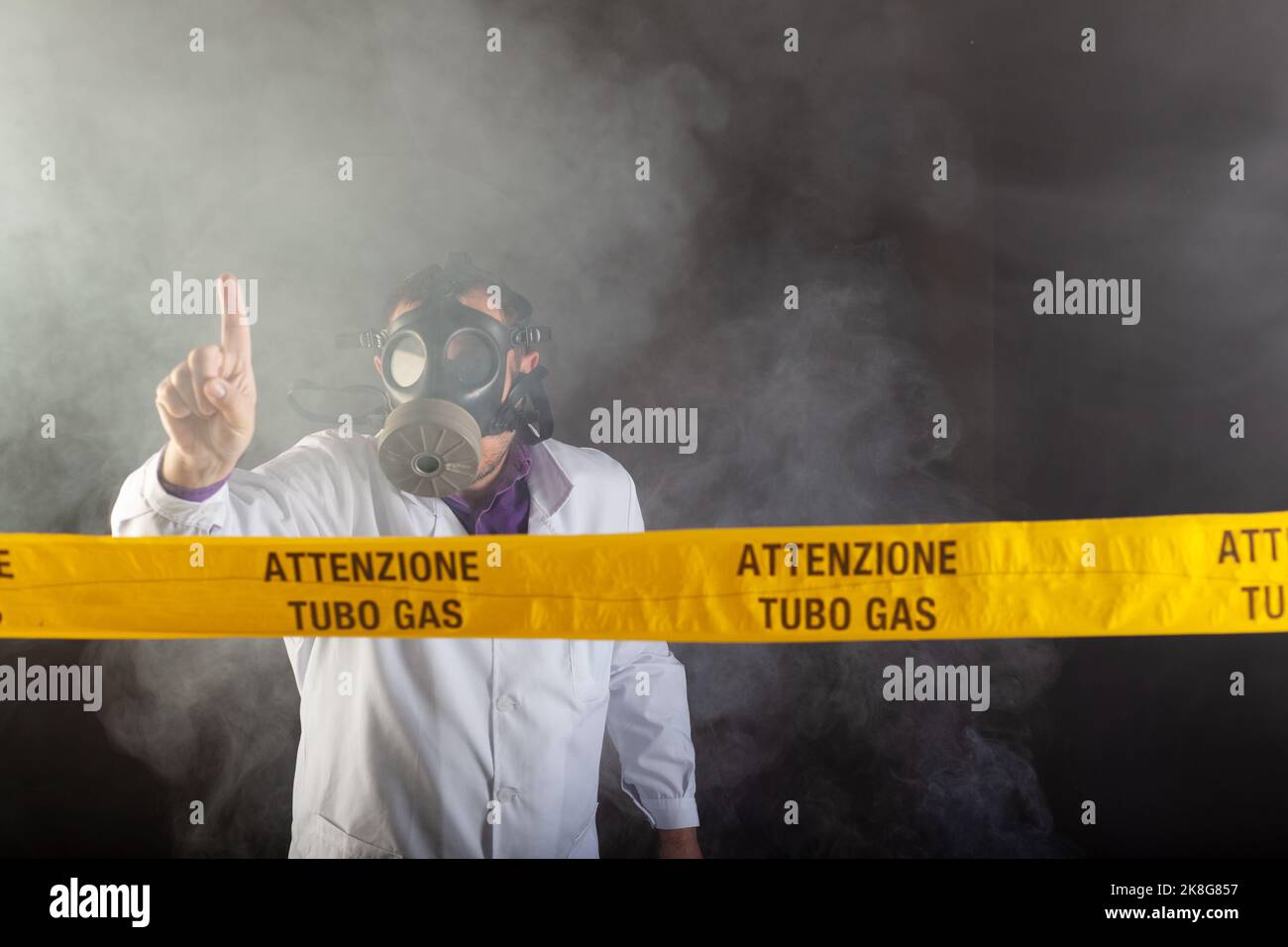 Violence in the emergency room hi-res stock photography and images - Alamy