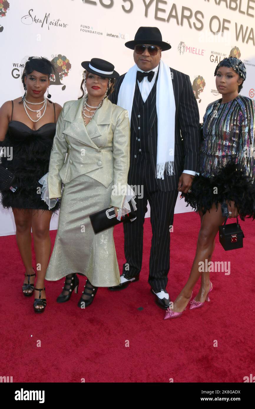 J lo’s family hi-res stock photography and images - Alamy