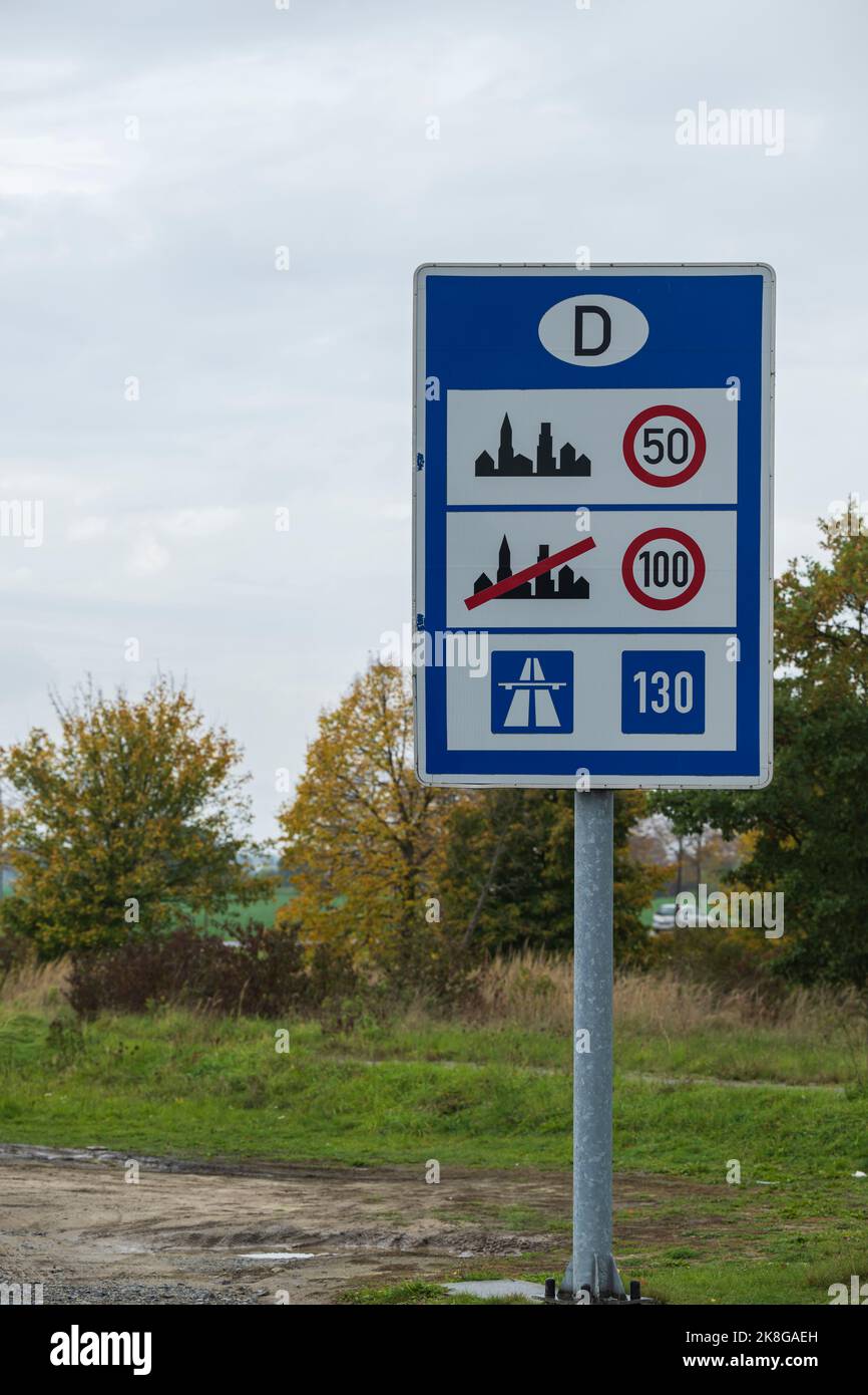 Valid german traffic sign hi-res stock photography and images - Alamy