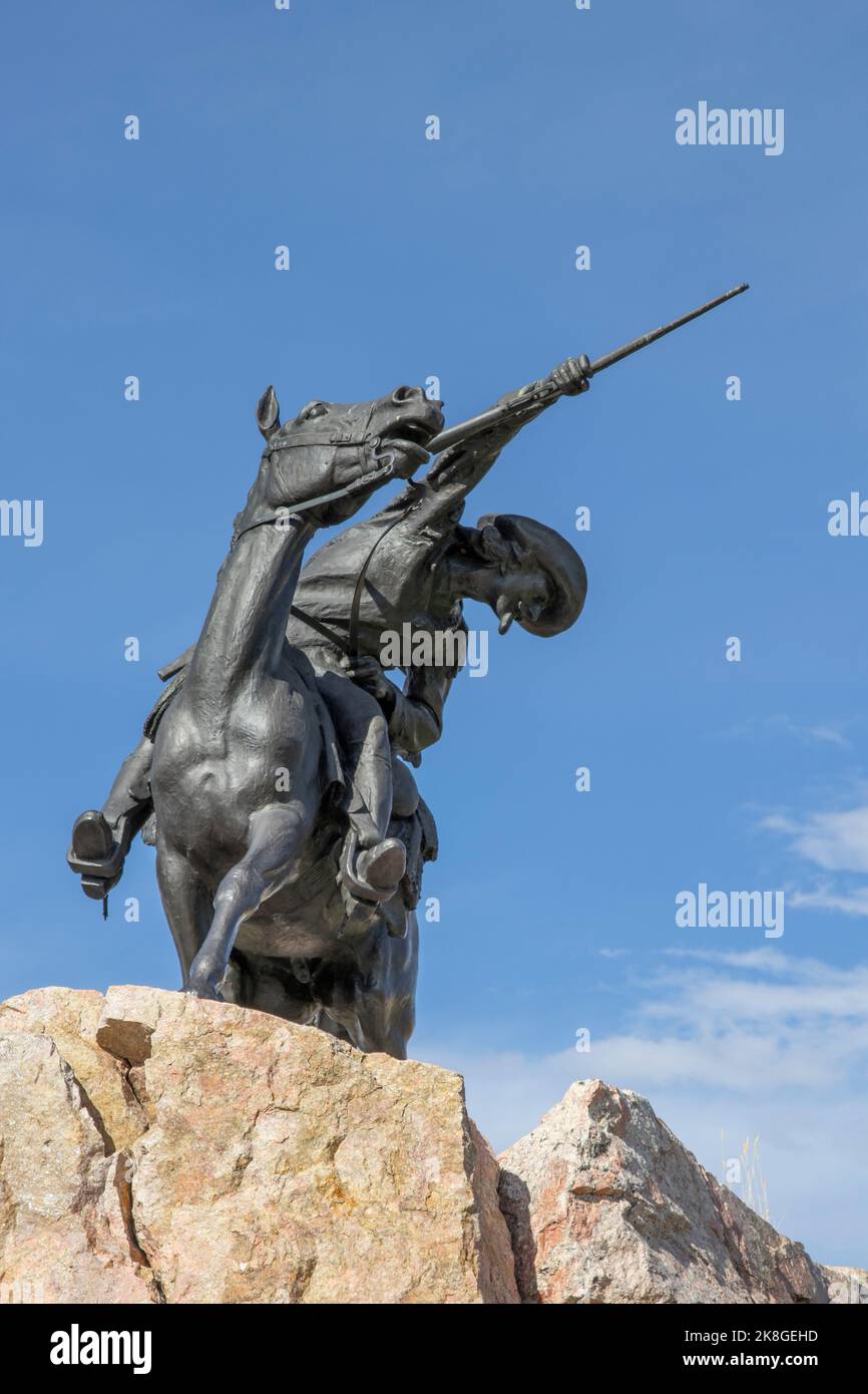 CODY, WYOMING - September 19, 2022: "The Scout" sculpture of Col ...