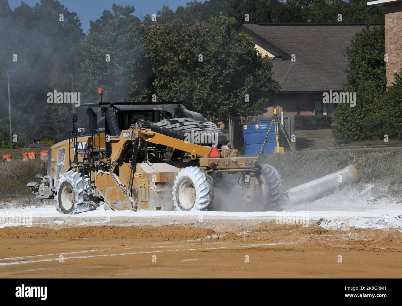Building a new road Stock Photo - Alamy
