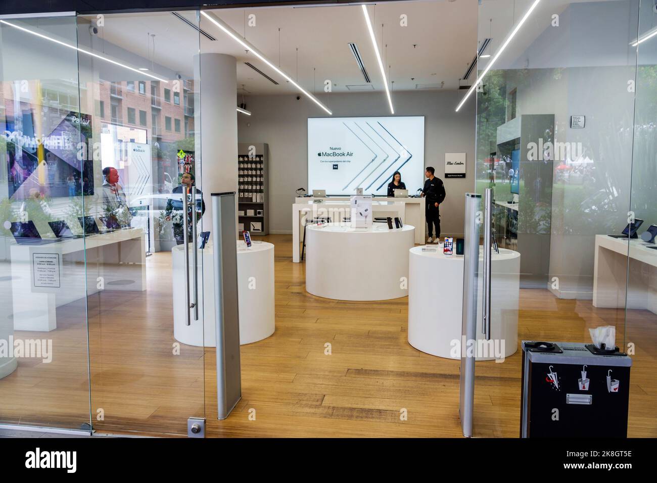 Apple ma hi-res stock photography and images - Alamy