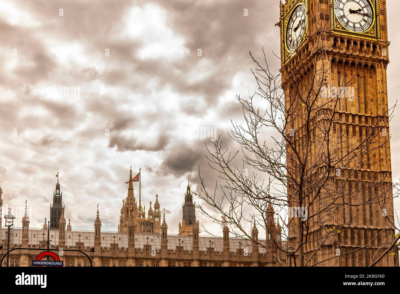 The official Big Ben page for UK Parliament Stock Photo - Alamy