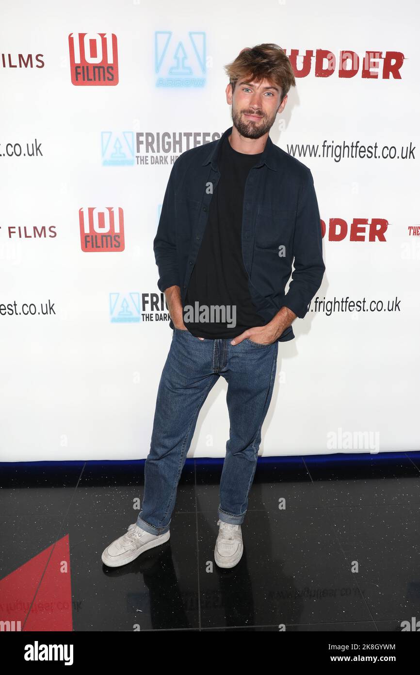 Victor Meutelet (Emily in Paris) attend 'Deep fear' film premiere at ...