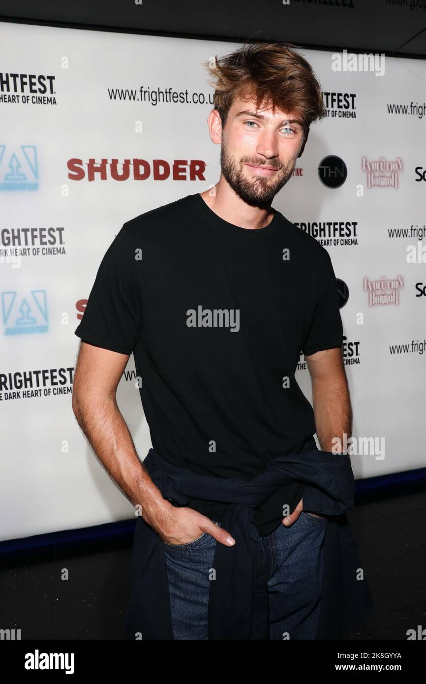 Victor Meutelet (Emily in Paris) attend 'Deep fear' film premiere at ...