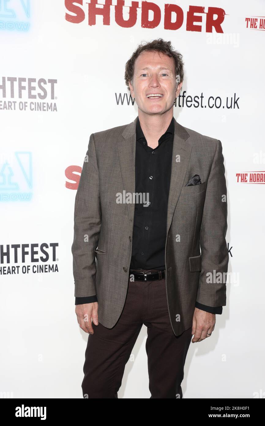 Harry Potter and The Deathly Hallows actor Nick Moran puts on an ...