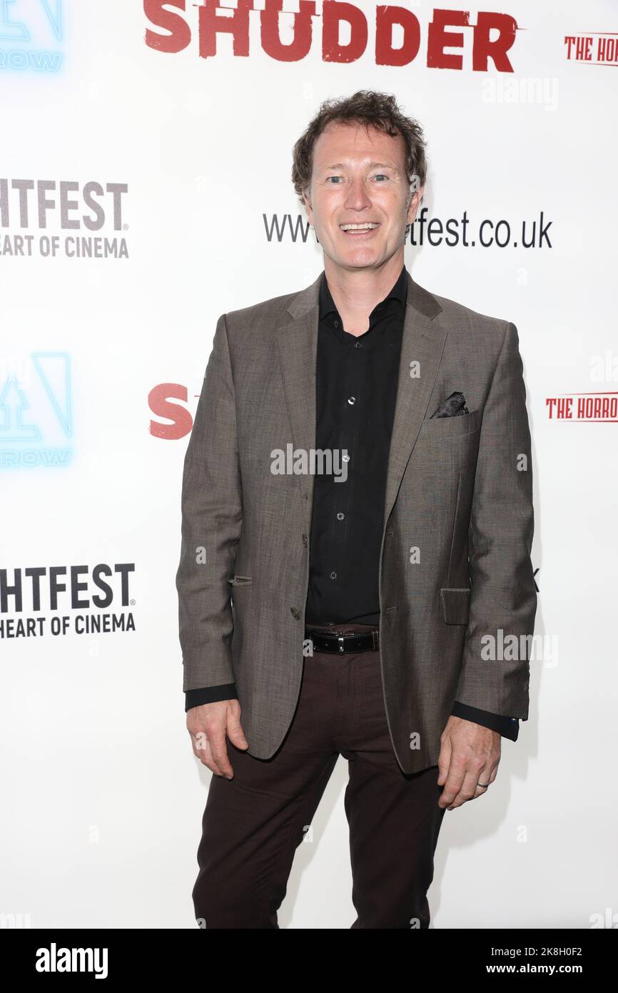 Harry Potter and The Deathly Hallows actor Nick Moran puts on an ...