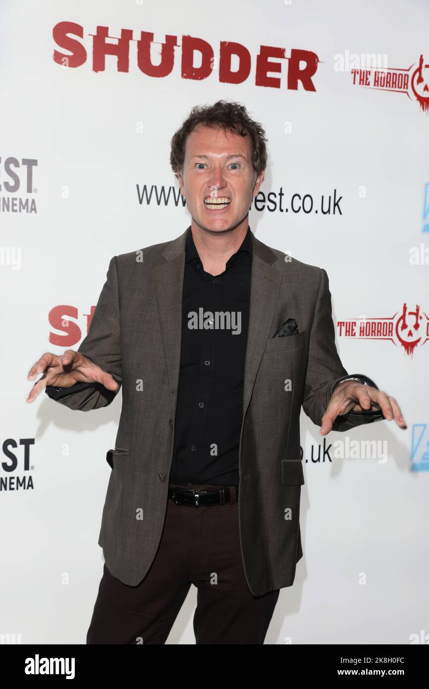 Harry Potter and The Deathly Hallows actor Nick Moran puts on an ...