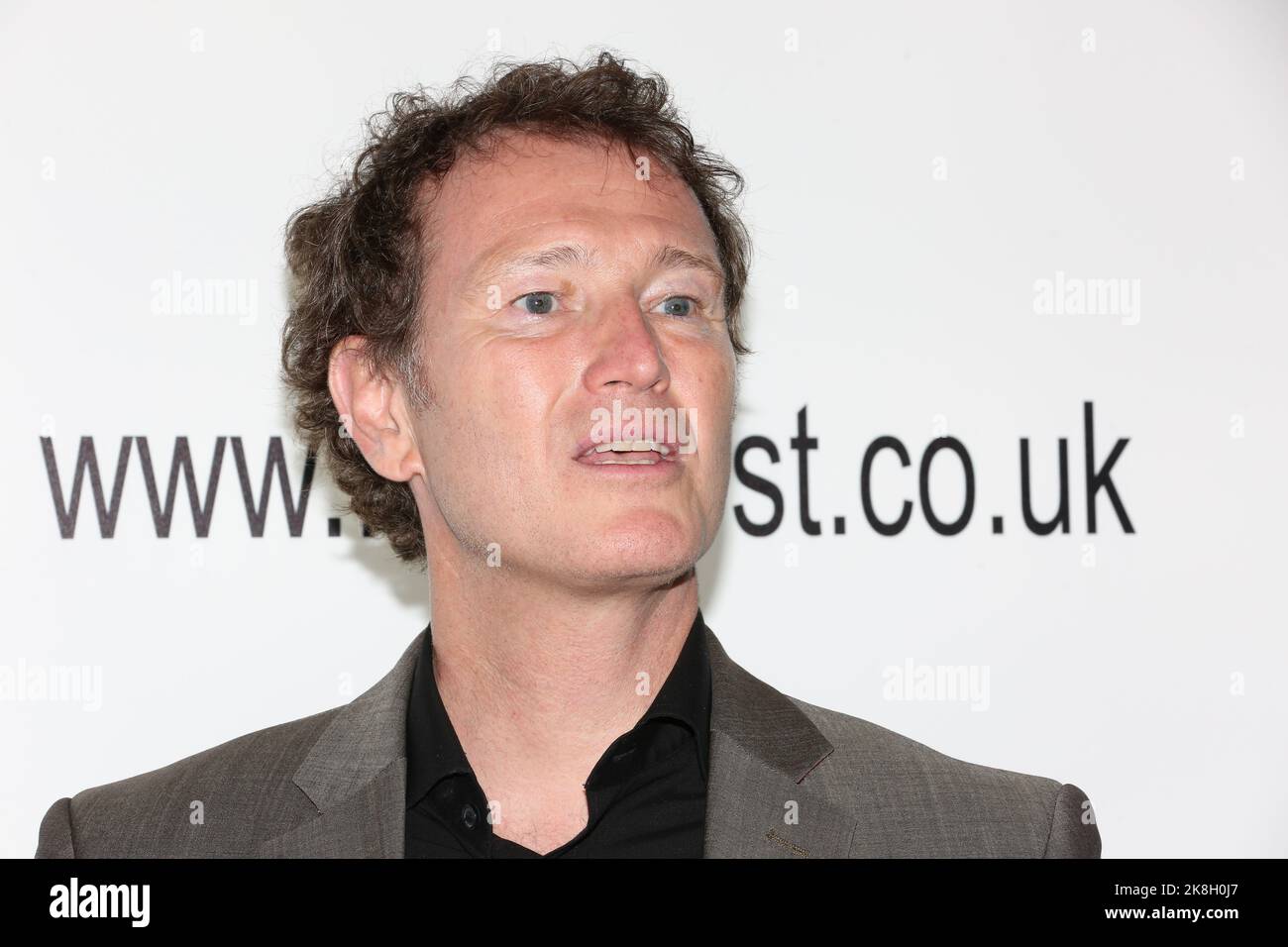 Harry Potter and The Deathly Hallows actor Nick Moran puts on an ...