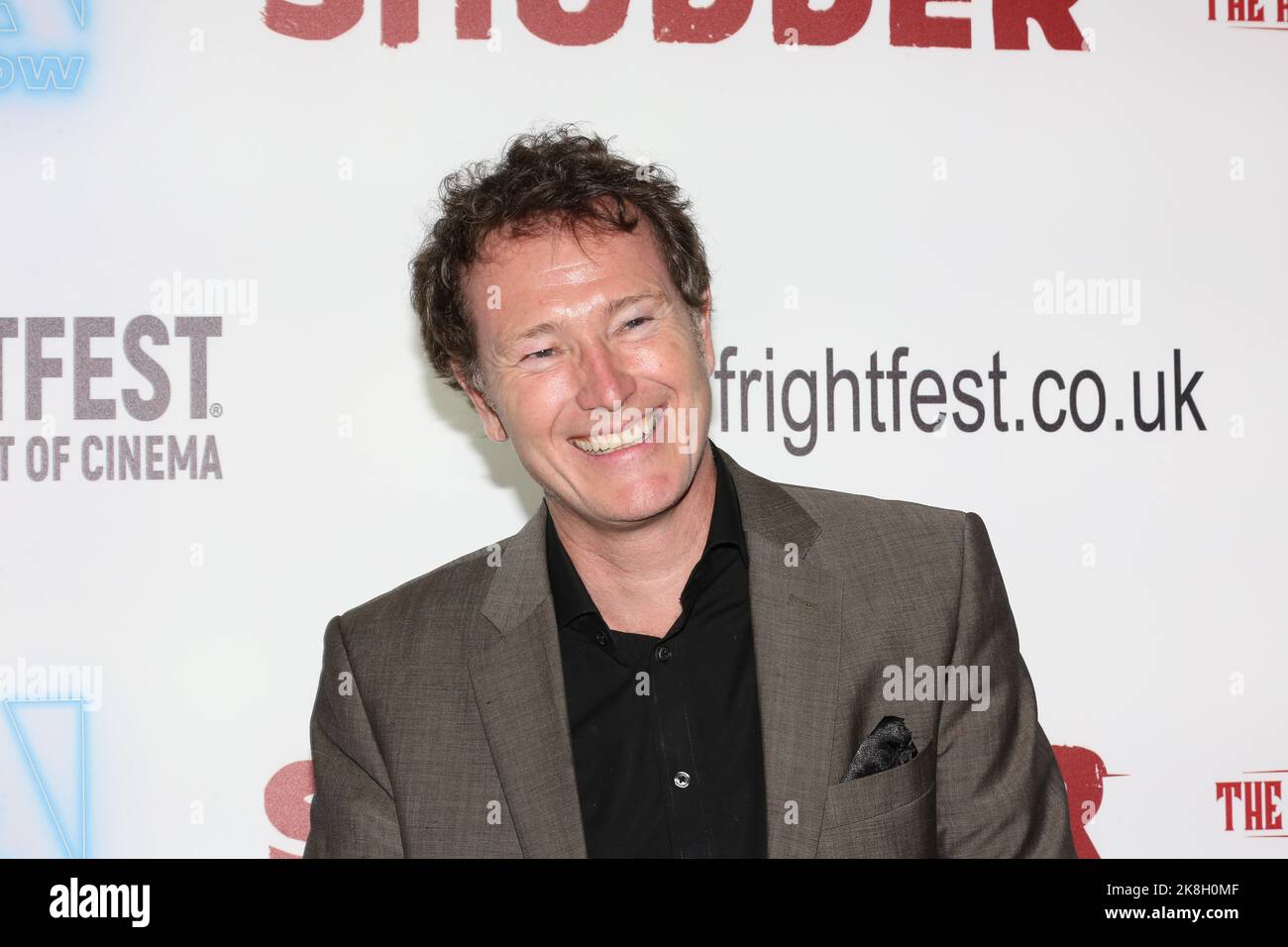 Harry Potter and The Deathly Hallows actor Nick Moran puts on an ...