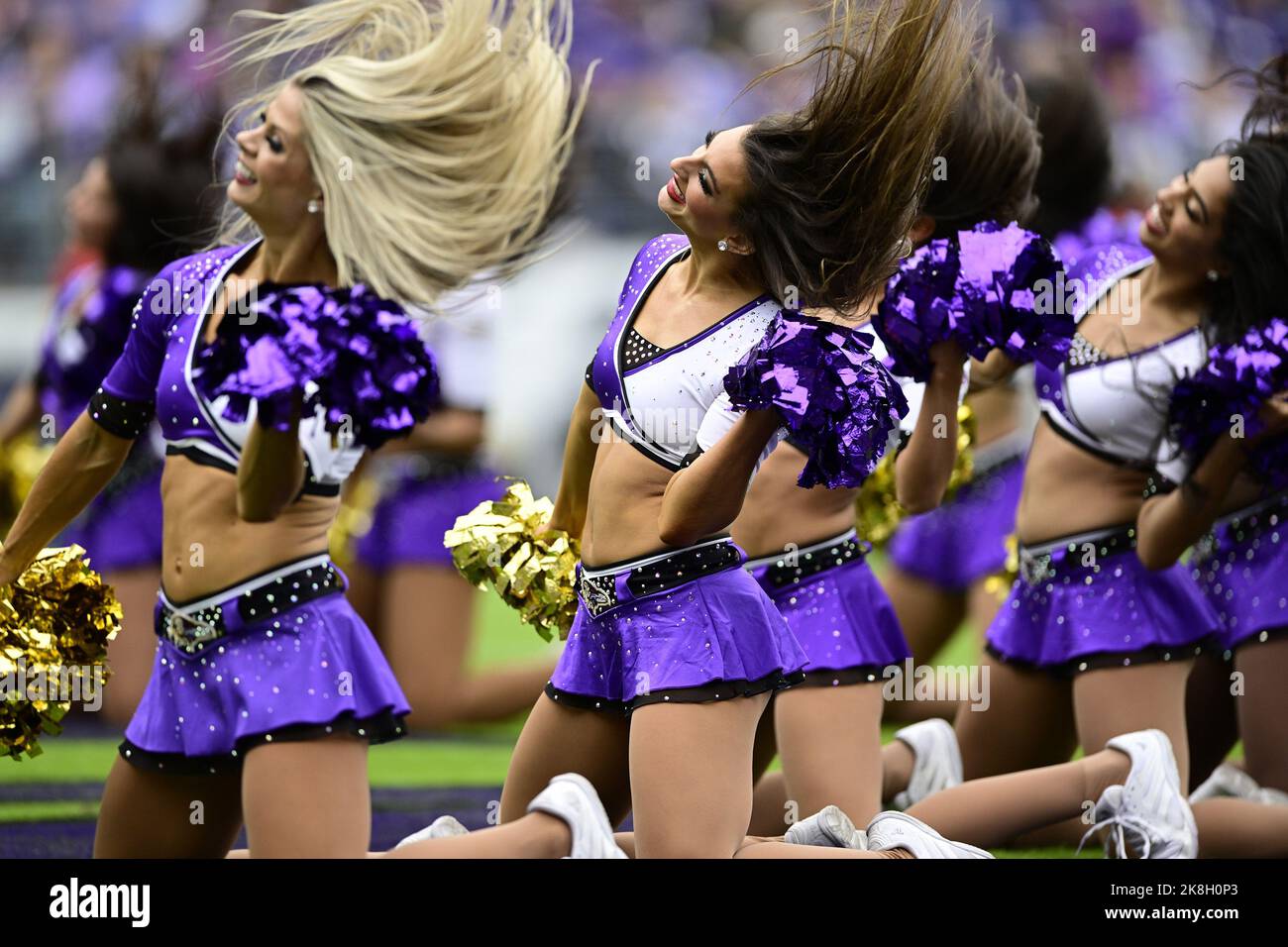 Baltimore, United States. 23rd Oct, 2022. Baltimore Ravens cheerleaders ...