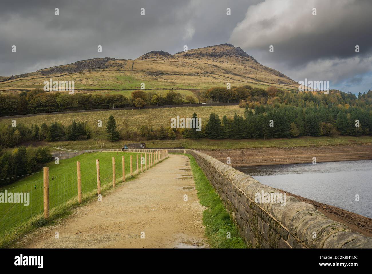 Dovestone Reservoir lies at the convergence of the valleys of the ...