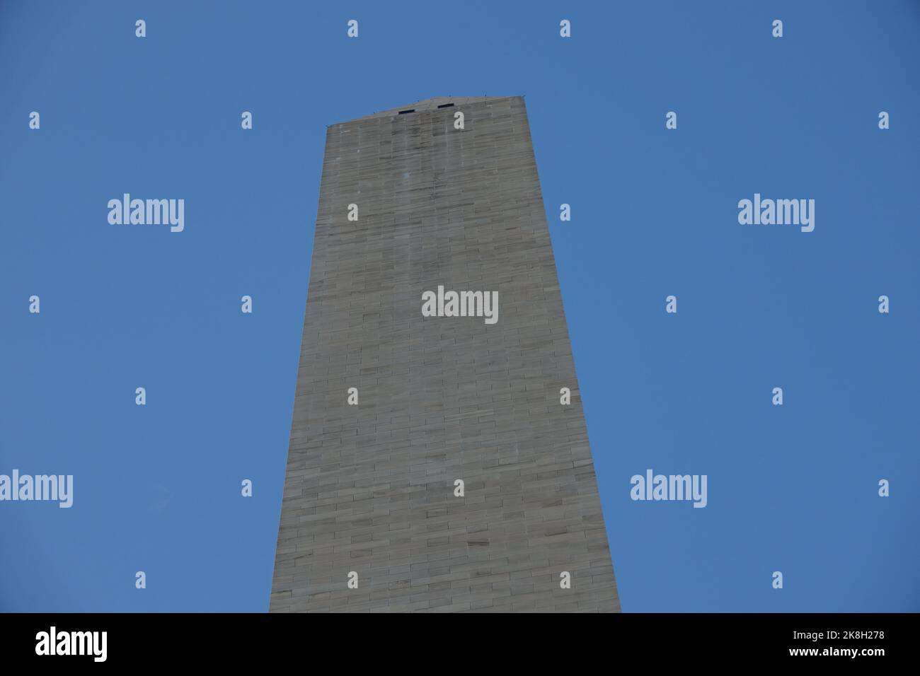 The Washington Monument is an obelisk shaped building within the ...