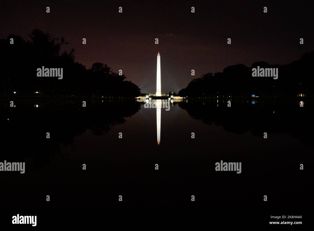 The Washington Monument is an obelisk shaped building within the ...