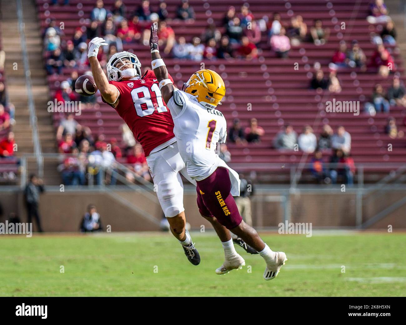 October 22 2022 Palo Alto, CA USA Stanford wide receiver Brycen ...