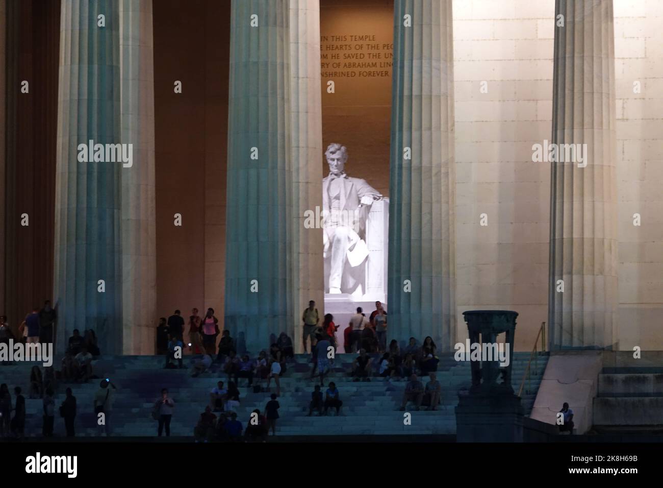 The Lincoln Memorial is a U.S. national memorial built to honor the ...