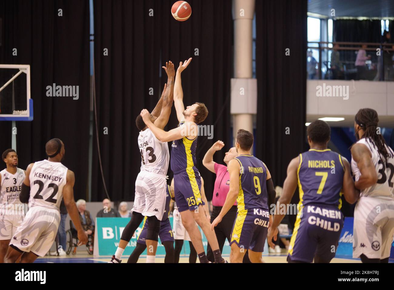 Sheffield, England, 23 October 2022. Tip off in the B. Braun Sheffield ...