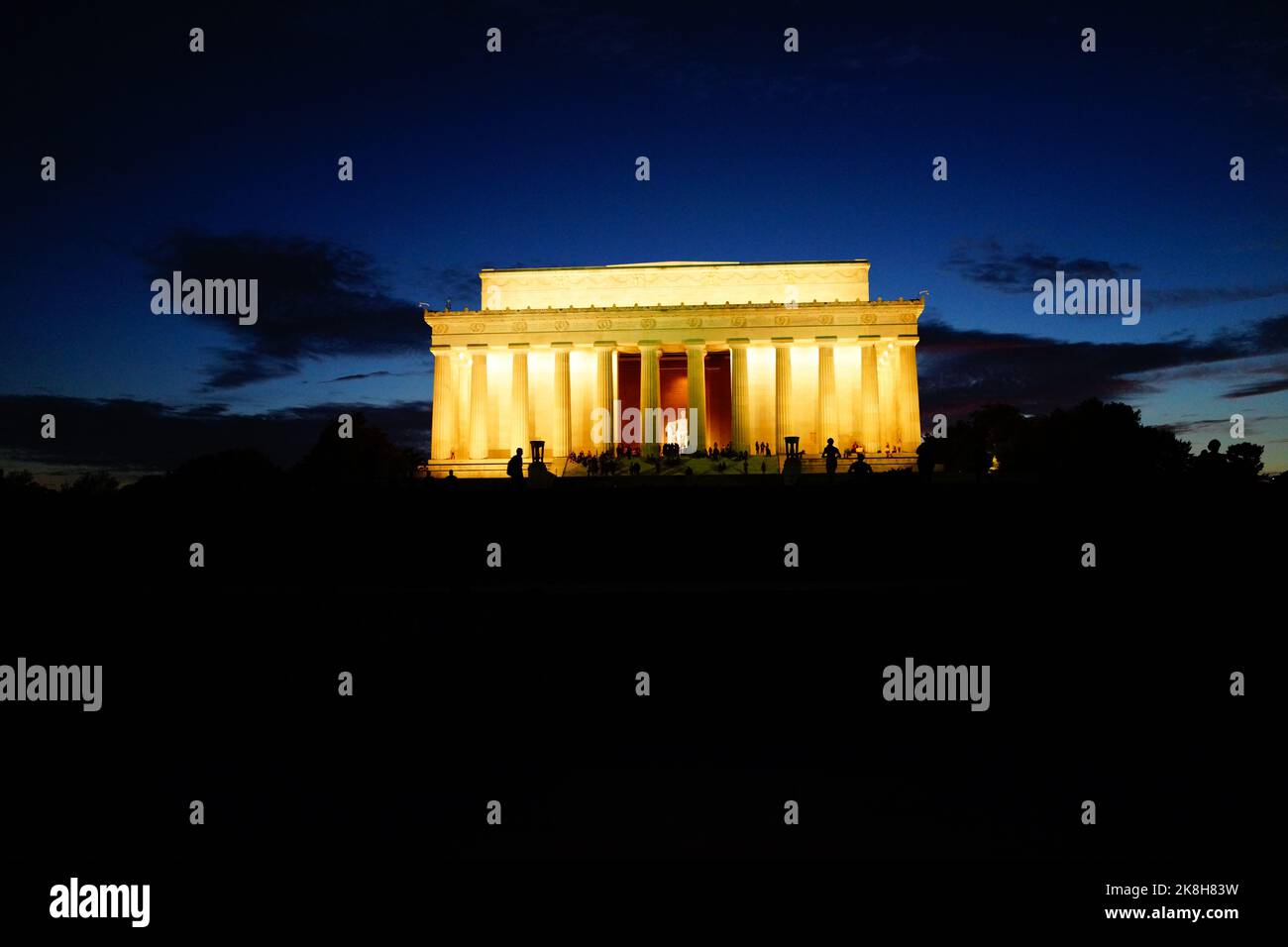 The Lincoln Memorial is a U.S. national memorial built to honor the ...
