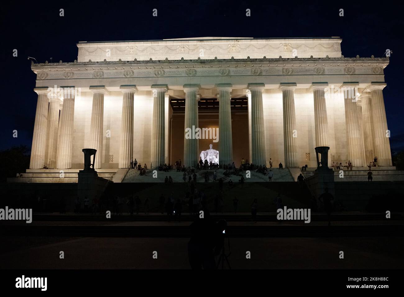 The Lincoln Memorial is a U.S. national memorial built to honor the ...